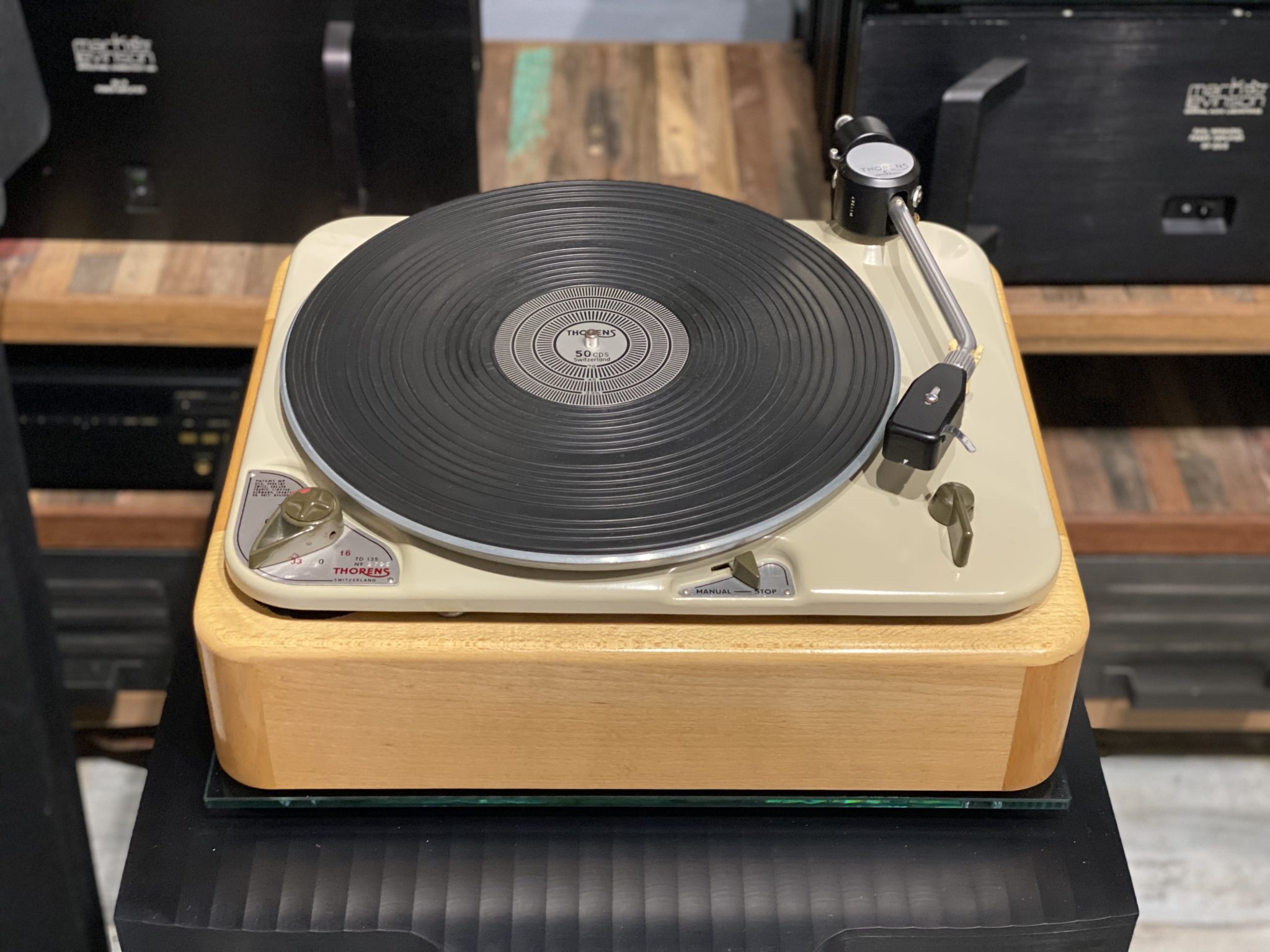 Épuisé : ICOS Elsberg FADO – CD Player – – Vintage-Audio-Conseils