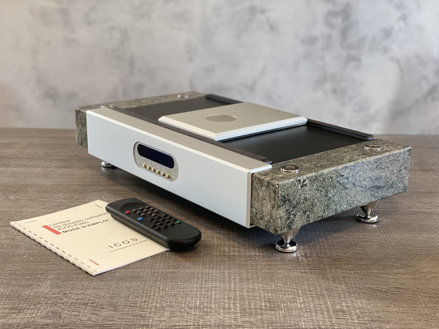 Épuisé : ICOS Elsberg FADO – CD Player – – Vintage-Audio-Conseils